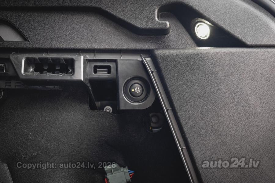 Zils BMW iX3 2021 Tallina, ar dzinēja tilpumu 0.00 L un nobraukumu 146 tūkst. km par 34900 €, foto 12 vietnē AUTOMOTO.COM.LV