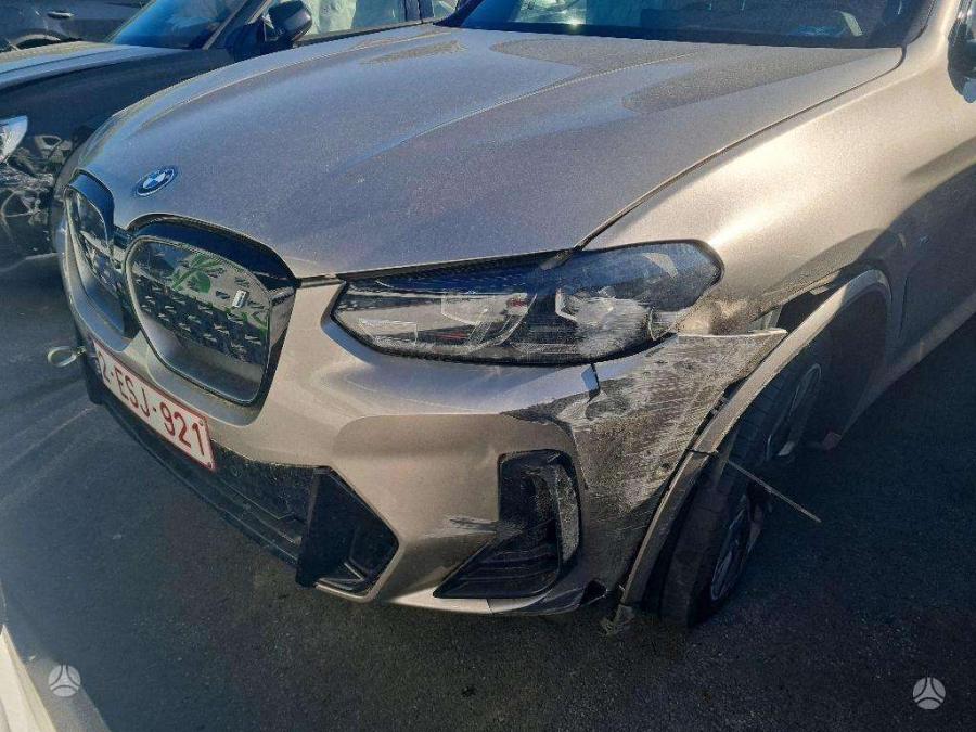 Brūns BMW iX3 2024 Viļņa, ar dzinēja tilpumu 0.00 L un nobraukumu 39 tūkst. km par 26900 €, foto 5 vietnē AUTOMOTO.COM.LV