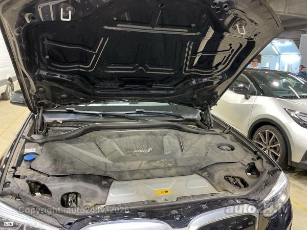 BMW iX3 2021 in Tartu, with an engine capacity of 0.00 L and mileage of 139 thousand km for 24900 €, photo 6 on AUTOMOTO.COM.LV