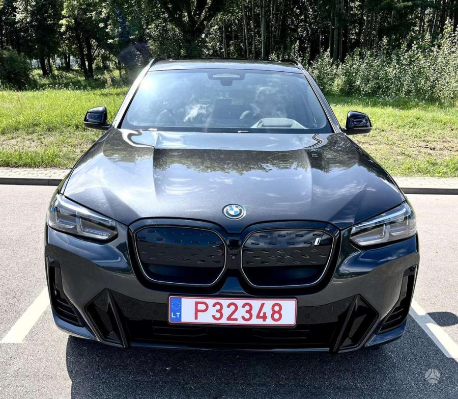 Pelēks BMW iX3 2022 Kauņa, ar dzinēja tilpumu 0.00 L un nobraukumu 141 tūkst. km par 34499 €, foto 4 vietnē AUTOMOTO.COM.LV
