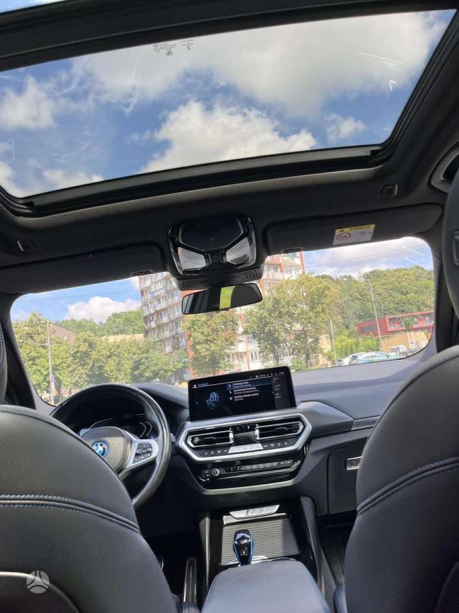 Pelēks BMW iX3 2022 Kauņa, ar dzinēja tilpumu 0.00 L un nobraukumu 141 tūkst. km par 34499 €, foto 17 vietnē AUTOMOTO.COM.LV