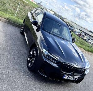 Grey BMW iX3 2022 in Kaunas, with an engine capacity of 0.00 L and mileage of 142 thousand km for 31999 €, photo  on AUTOMOTO.COM.LV