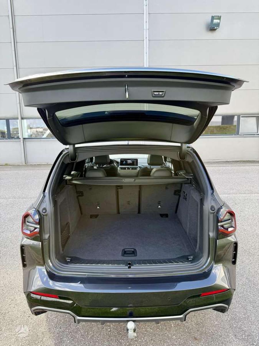 Grey BMW iX3 2022 in Kaunas, with an engine capacity of 0.00 L and mileage of 142 thousand km for 31999 €, photo 27 on AUTOMOTO.COM.LV