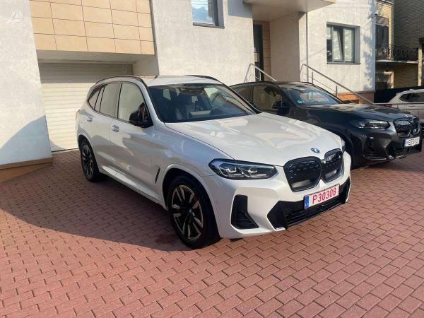 Белый БМВ iX3 2024 в Паневежис, объемом двигателя 0.00 л и пробегом 44 тыс. км за 39929 €, фото 3 на AUTOMOTO.COM.LV