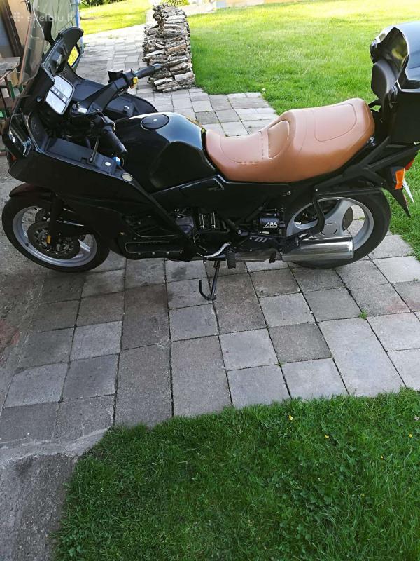 Melns BMW K 1100 1993 Šakiai, ar dzinēja tilpumu 1.10 L un nobraukumu 70 tūkst. km par 1500 €, foto 2 vietnē AUTOMOTO.COM.LV