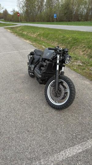 BMW K 1100 2020 in Tartu, with an engine capacity of 1.09 L and mileage of 55 thousand km for 2700 €, photo 3 on AUTOMOTO.COM.LV