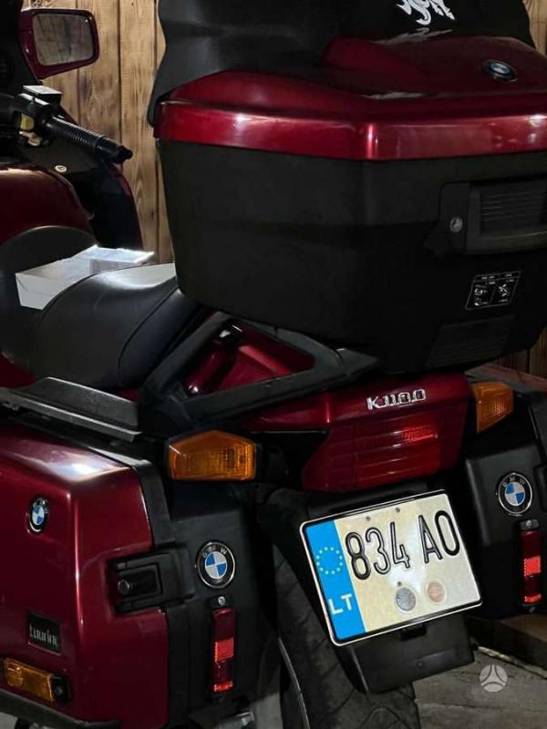 Red BMW K 1100 1993 in Siauliai, with an engine capacity of 1.09 L and mileage of 80 thousand km for 2200 €, photo 2 on AUTOMOTO.COM.LV
