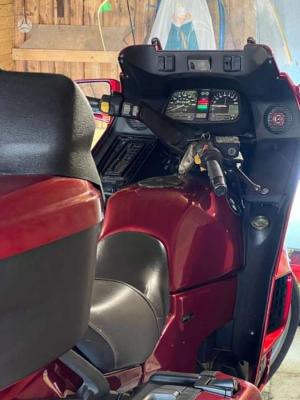 Red BMW K 1100 1993 in Siauliai, with an engine capacity of 1.09 L and mileage of 80 thousand km for 2200 €, photo 14 on AUTOMOTO.COM.LV