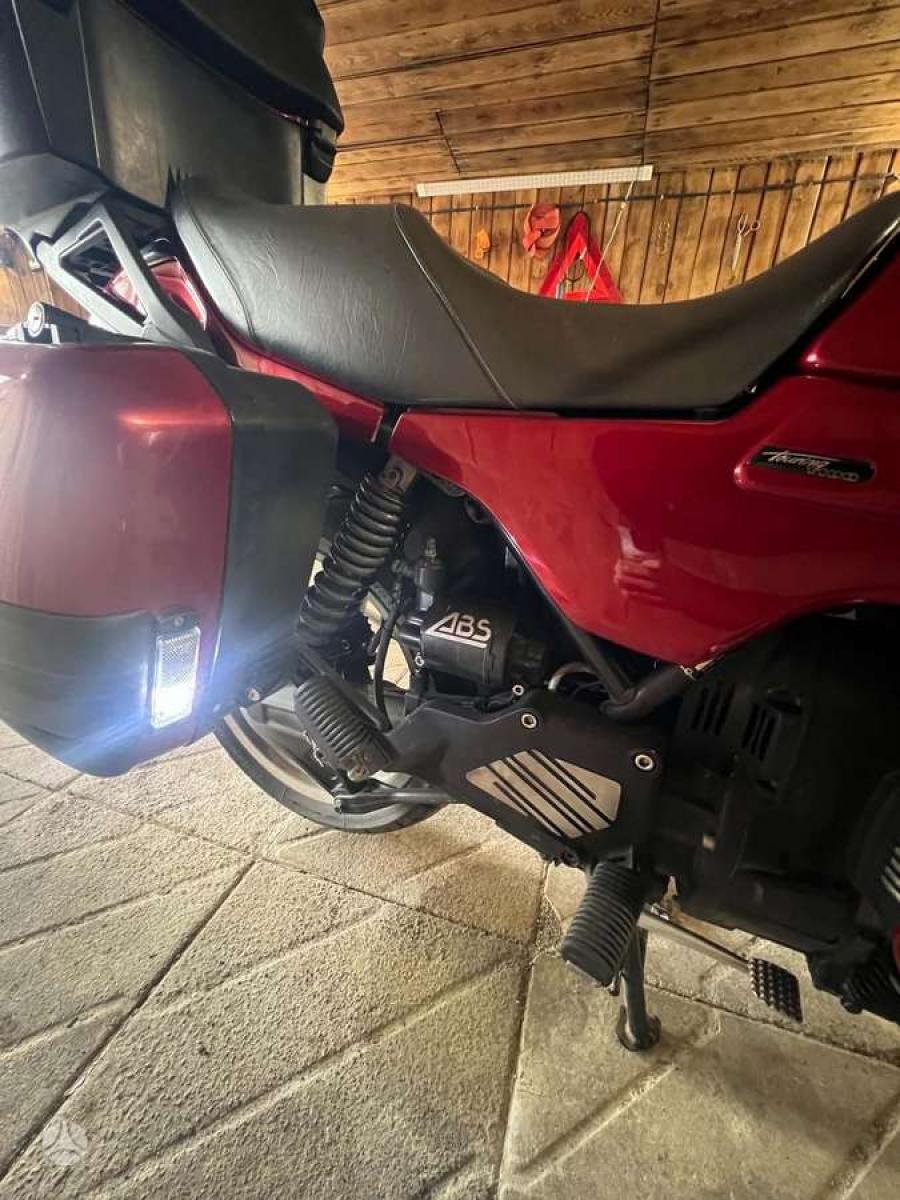 Red BMW K 1100 1993 in Siauliai, with an engine capacity of 1.09 L and mileage of 80 thousand km for 2200 €, photo 16 on AUTOMOTO.COM.LV