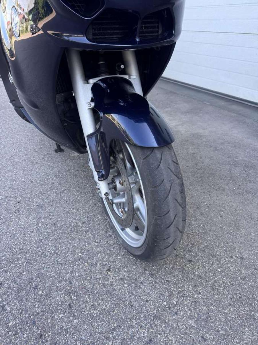 Blue BMW K 1200GT 2004 in Alytus, with an engine capacity of 1.20 L and mileage of 92 thousand km for 2000 €, photo 11 on AUTOMOTO.COM.LV