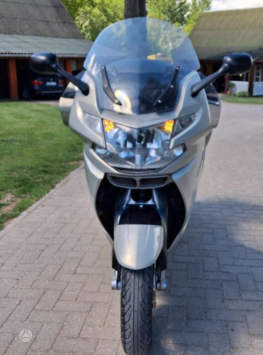 Grey BMW K 1200GT 2006 in Kaunas, with an engine capacity of 1.20 L and mileage of 67 thousand km for 3950 €, photo 4 on AUTOMOTO.COM.LV