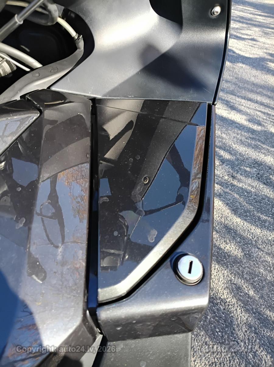 Pelēks BMW K 1200GT 2007 Tartu, ar dzinēja tilpumu 1.16 L un nobraukumu 34 tūkst. km par 3990 €, foto 8 vietnē AUTOMOTO.COM.LV