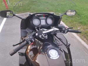 BMW K 1200GT 2007 in Dobele, with an engine capacity of 1.20 L and mileage of 0 thousand km for 3650 €, photo 8 on AUTOMOTO.COM.LV