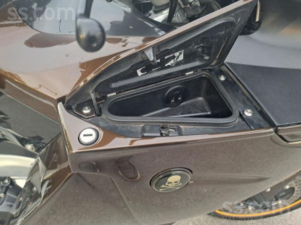 БМВ K 1200GT 2007 в Добеле, объемом двигателя 1.20 л и пробегом 0 тыс. км за 3650 €, фото 11 на AUTOMOTO.COM.LV