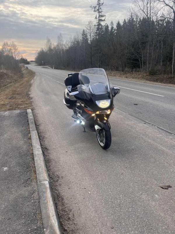 Melns BMW K 1200LT 2007 Viļņa, ar dzinēja tilpumu 1.20 L un nobraukumu 72 tūkst. km par 3950 €, foto 4 vietnē AUTOMOTO.COM.LV
