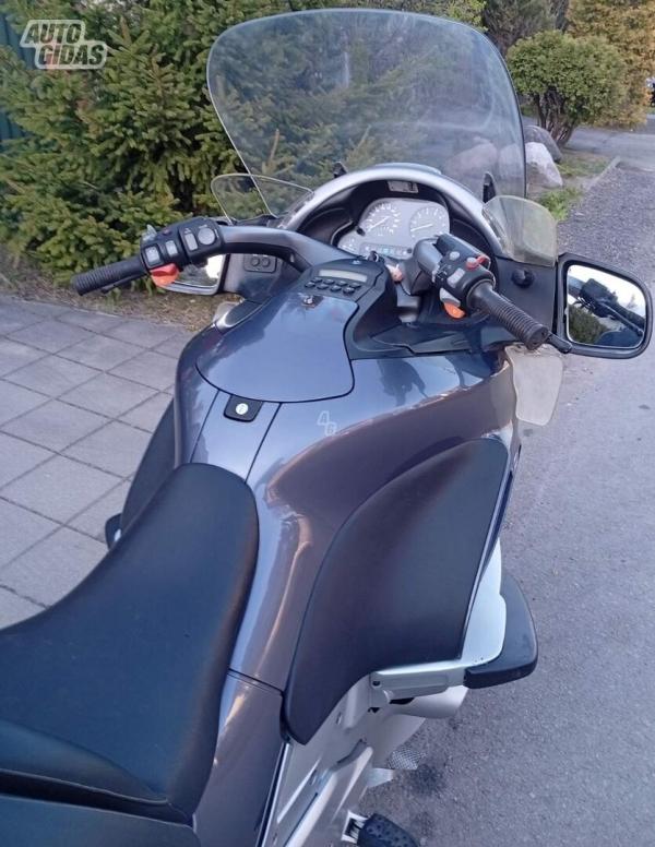 Pelēks BMW K 1200LT 1999 Panevēža, ar dzinēja tilpumu 1.20 L un nobraukumu 118 tūkst. km par 2850 €, foto 4 vietnē AUTOMOTO.COM.LV