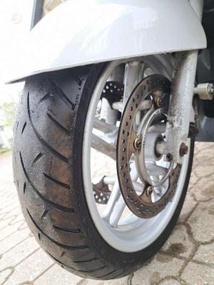 BMW K 1200LT 2004 Pasvalys, ar dzinēja tilpumu 1.20 L un nobraukumu 30 tūkst. km par 3350 €, foto 12 vietnē AUTOMOTO.COM.LV