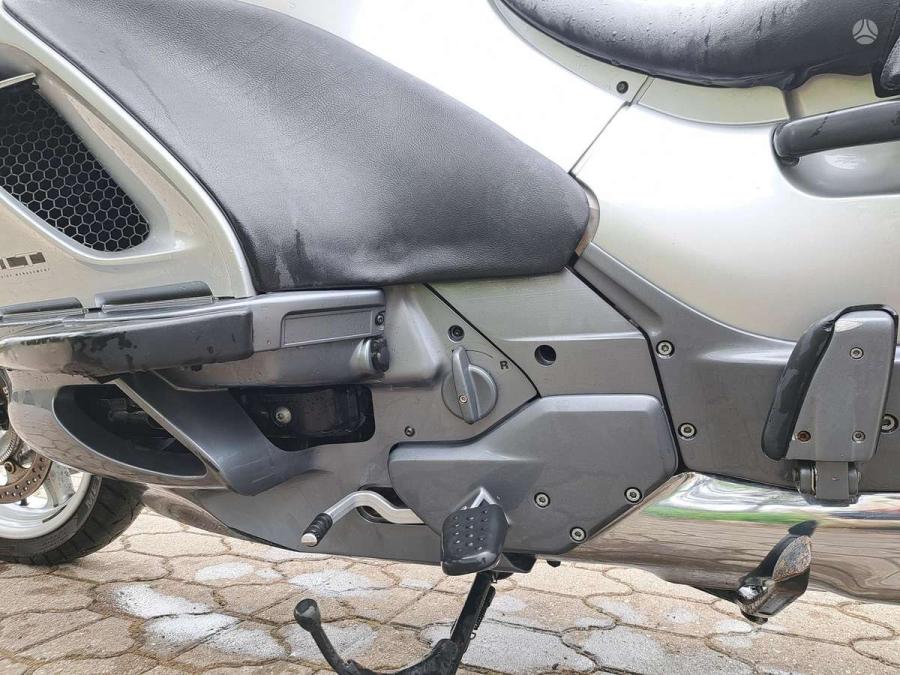 BMW K 1200LT 2004 Pasvalys, ar dzinēja tilpumu 1.20 L un nobraukumu 30 tūkst. km par 3350 €, foto 19 vietnē AUTOMOTO.COM.LV