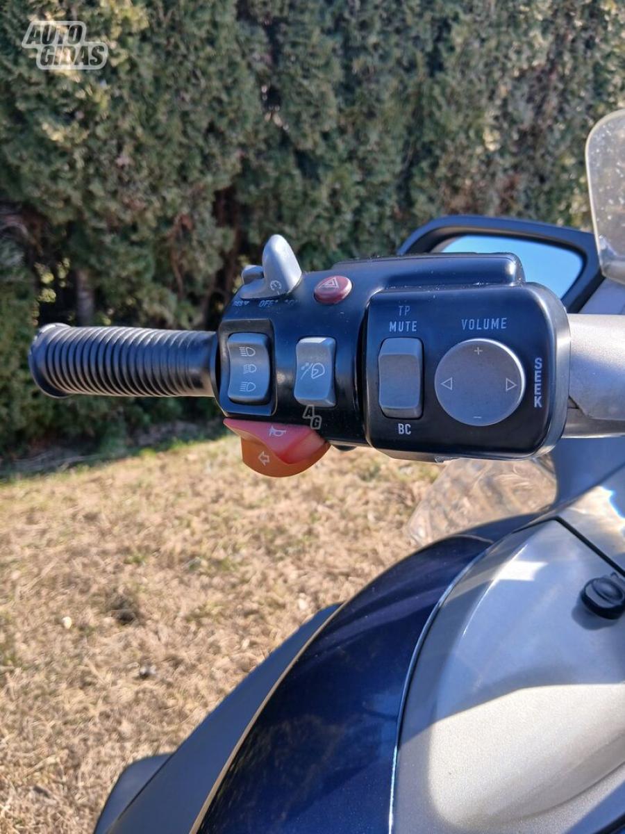 BMW K 1200LT 2006 Šauļi, ar dzinēja tilpumu 0.00 L un nobraukumu 0 tūkst. km par 4200 €, foto 6 vietnē AUTOMOTO.COM.LV