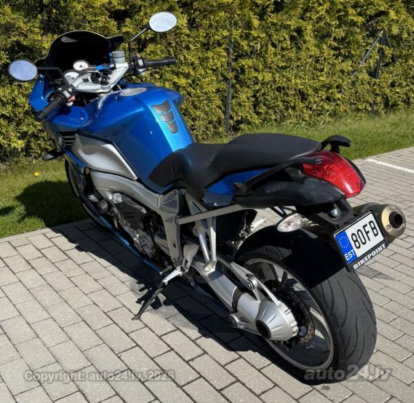 Синий БМВ K 1200R 2007 в Таллин, объемом двигателя 1.16 л и пробегом 58 тыс. км за 4900 €, фото 5 на AUTOMOTO.COM.LV