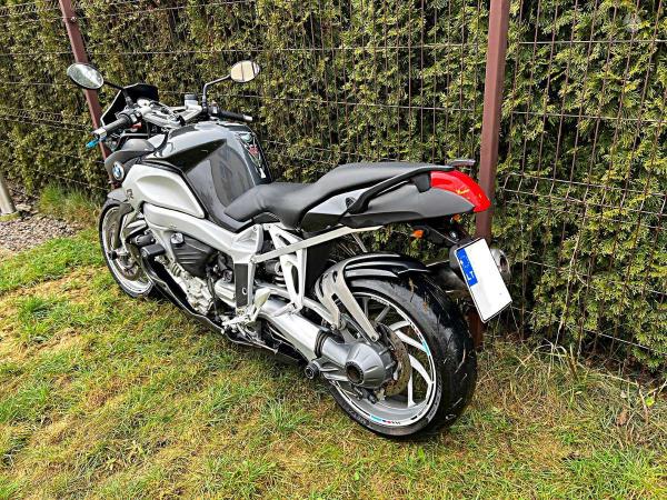 Grey BMW K 1200R 2006 in Vilnius, with an engine capacity of 1.20 L and mileage of 79 thousand km for 3900 €, photo 3 on AUTOMOTO.COM.LV