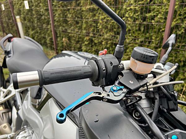 Grey BMW K 1200R 2006 in Vilnius, with an engine capacity of 1.20 L and mileage of 79 thousand km for 3900 €, photo 11 on AUTOMOTO.COM.LV