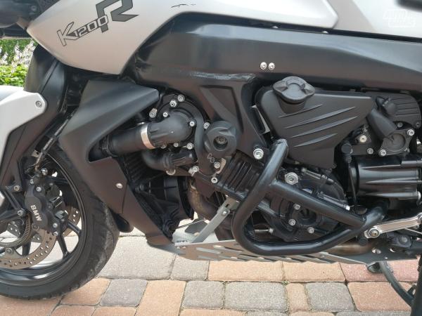 Grey BMW K 1200R 2006 in Klaipeda, with an engine capacity of 1.20 L and mileage of 41 thousand km for 3100 €, photo 6 on AUTOMOTO.COM.LV