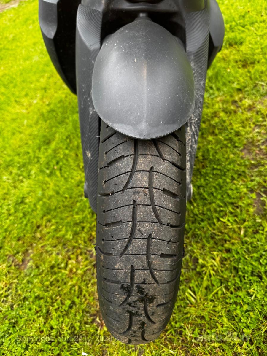 BMW K 1200R 2005 Jehvi, ar dzinēja tilpumu 1.16 L un nobraukumu 58 tūkst. km par 4100 €, foto 8 vietnē AUTOMOTO.COM.LV