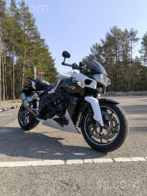 BMW K 1200R 2006 Rīga, ar dzinēja tilpumu 1.20 L un nobraukumu 0 tūkst. km par 4450 €, foto 2 vietnē AUTOMOTO.COM.LV