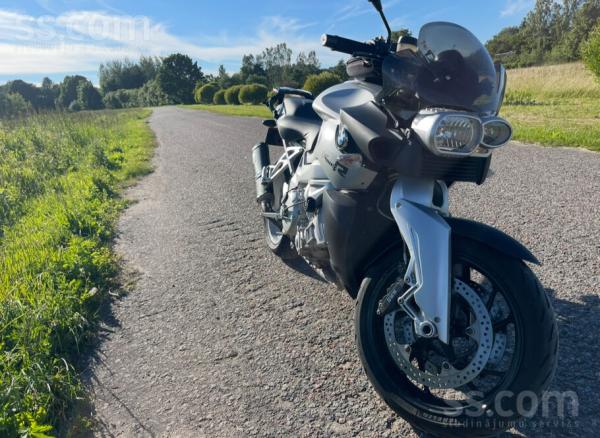 БМВ K 1200R 2006 в Огре, объемом двигателя 1.20 л и пробегом 0 тыс. км за 3550 €, фото 1 на AUTOMOTO.COM.LV