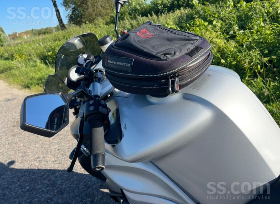 BMW K 1200R 2006 in Ogre, with an engine capacity of 1.20 L and mileage of 0 thousand km for 3550 €, photo 6 on AUTOMOTO.COM.LV