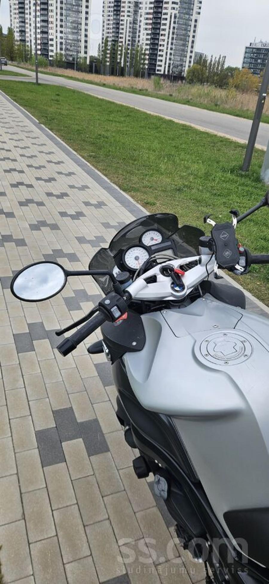 BMW K 1200R 2006 in Riga, with an engine capacity of 1.20 L and mileage of 0 thousand km for 3800 €, photo 4 on AUTOMOTO.COM.LV