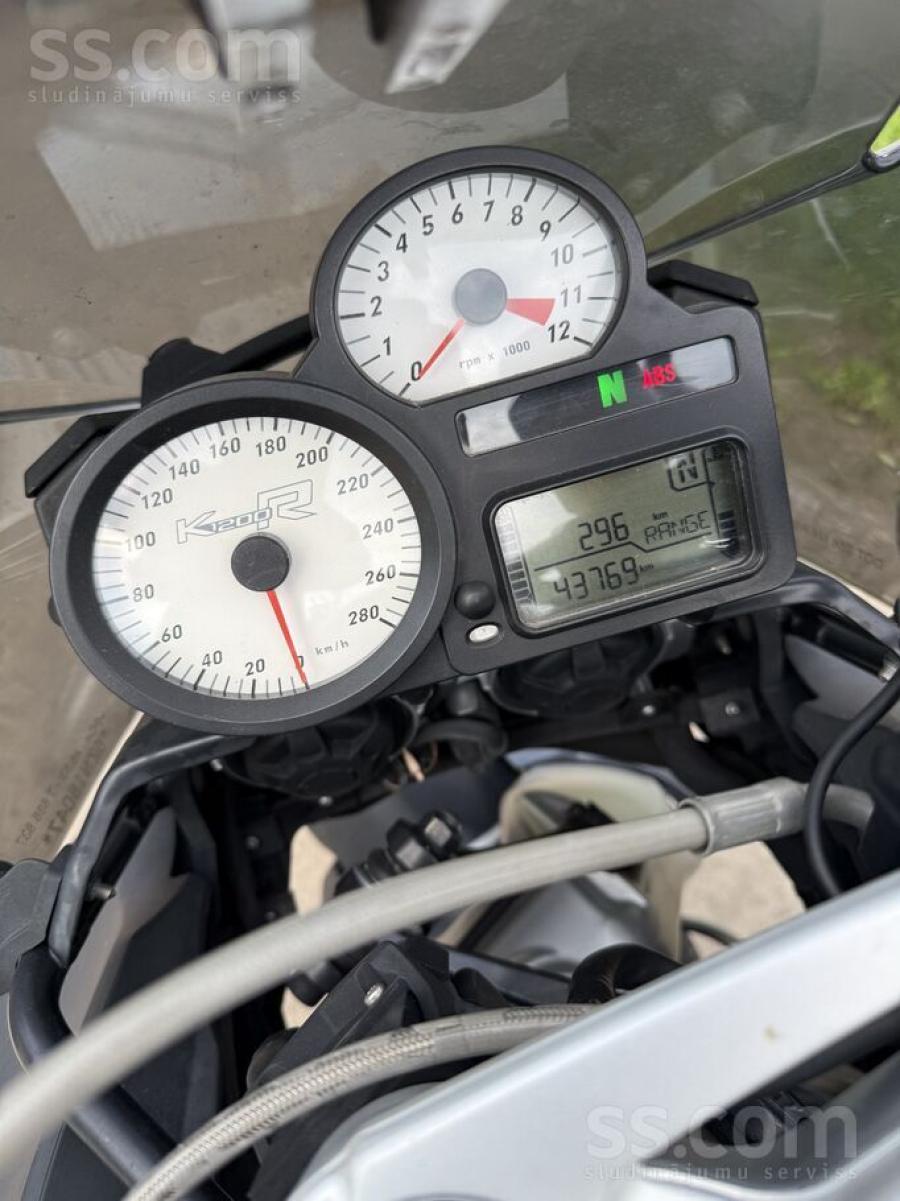 BMW K 1200R 2006 Liepāja, ar dzinēja tilpumu 1.20 L un nobraukumu 0 tūkst. km par 4500 €, foto 7 vietnē AUTOMOTO.COM.LV