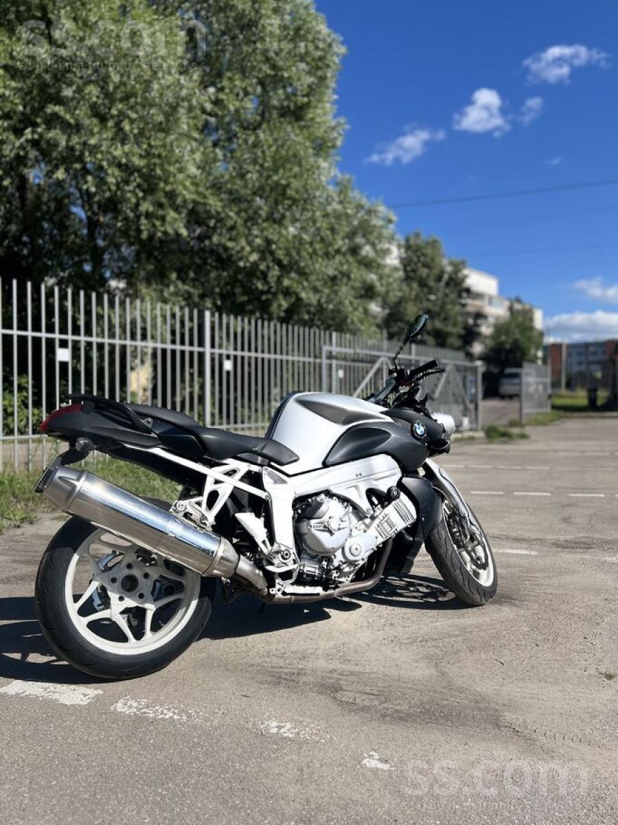 BMW K 1200R 2007 in Riga, with an engine capacity of 1.20 L and mileage of 0 thousand km for 3700 €, photo 1 on AUTOMOTO.COM.LV