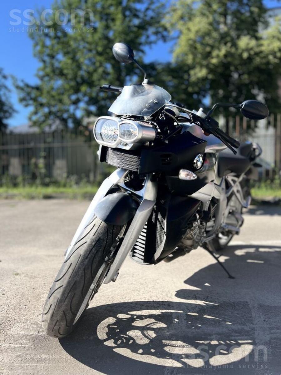 BMW K 1200R 2007 in Riga, with an engine capacity of 1.20 L and mileage of 0 thousand km for 3700 €, photo 5 on AUTOMOTO.COM.LV