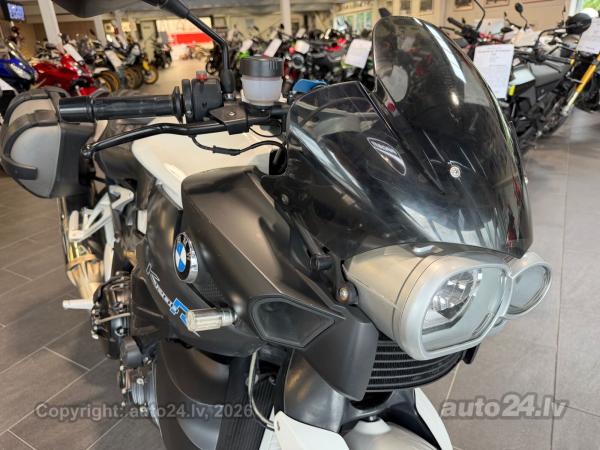 Белый БМВ K 1200R 2005 в Таллин, объемом двигателя 1.16 л и пробегом 47 тыс. км за 2990 €, фото 8 на AUTOMOTO.COM.LV