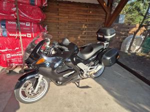 Черный БМВ K 1200RS 1996 в Клайпеда, объемом двигателя 1.20 л и пробегом 49 тыс. км за 2600 €, фото 3 на AUTOMOTO.COM.LV