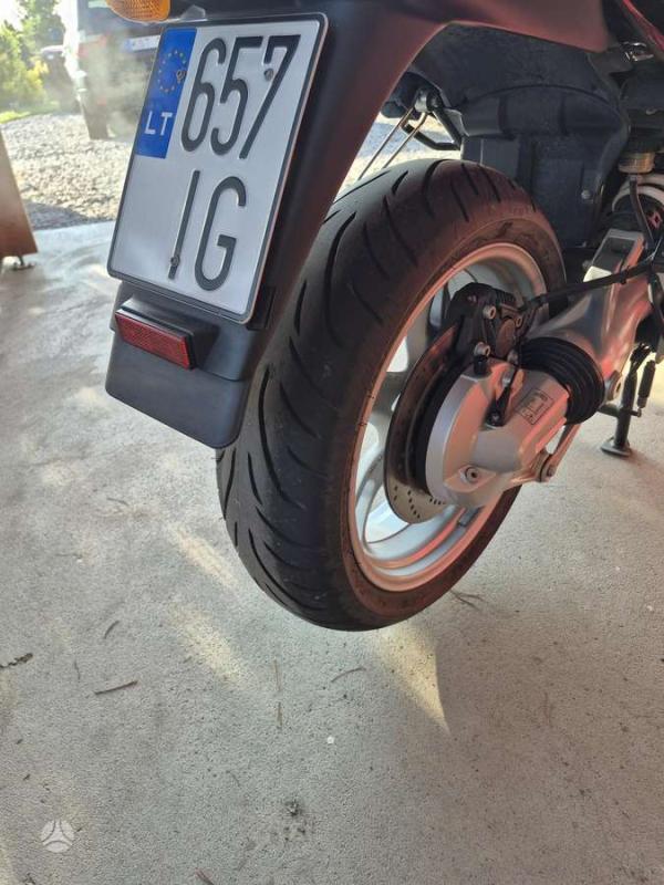 Черный БМВ K 1200RS 1996 в Клайпеда, объемом двигателя 1.20 л и пробегом 49 тыс. км за 2600 €, фото 6 на AUTOMOTO.COM.LV
