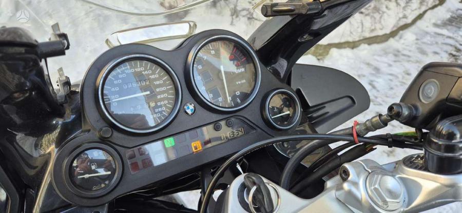 Grey BMW K 1200RS 1999 in Vilnius, with an engine capacity of 1.20 L and mileage of 75 thousand km for 1800 €, photo 9 on AUTOMOTO.COM.LV