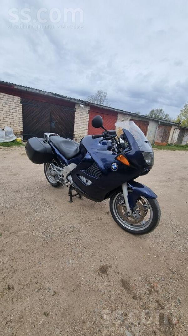 BMW K 1200RS 1998 in Talsi, with an engine capacity of 1.20 L and mileage of 0 thousand km for 2250 €, photo 1 on AUTOMOTO.COM.LV