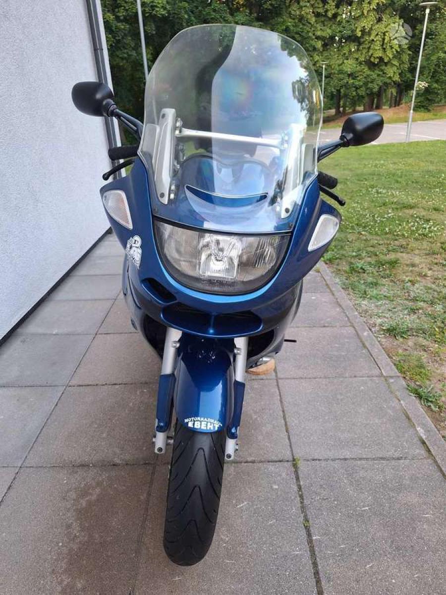 BMW K 1200RS 2001 in Prienai, with an engine capacity of 1.20 L and mileage of 54 thousand km for 2250 €, photo 3 on AUTOMOTO.COM.LV