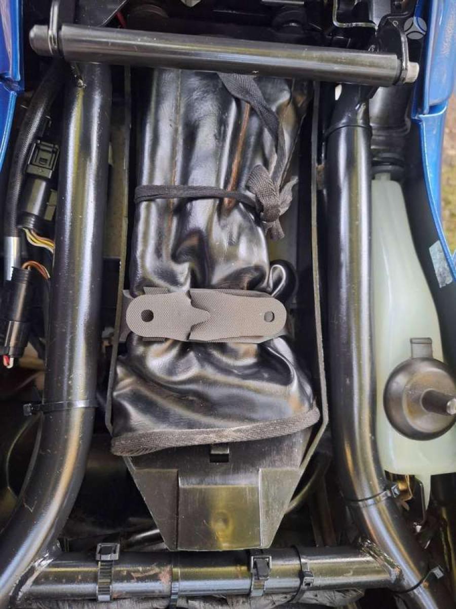 BMW K 1200RS 2001 in Prienai, with an engine capacity of 1.20 L and mileage of 54 thousand km for 2250 €, photo 27 on AUTOMOTO.COM.LV