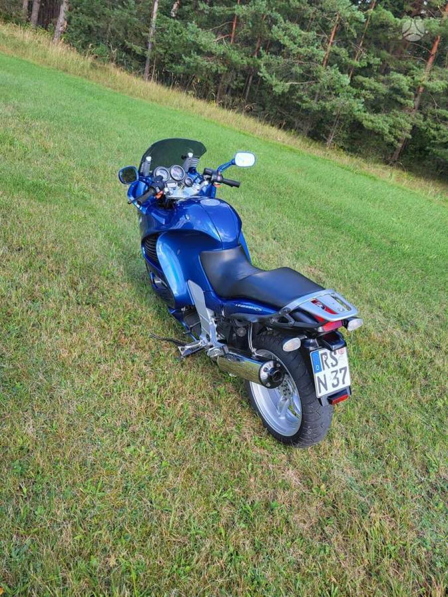 BMW K 1200RS 2002 in Utena, with an engine capacity of 1.20 L and mileage of 76 thousand km for 1900 €, photo 4 on AUTOMOTO.COM.LV