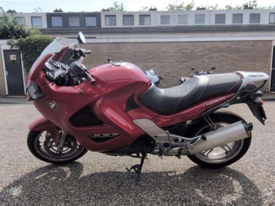 Red BMW K 1200RS 1998 in Kaunas, with an engine capacity of 1.20 L and mileage of 76 thousand km for 960 €, photo 3 on AUTOMOTO.COM.LV