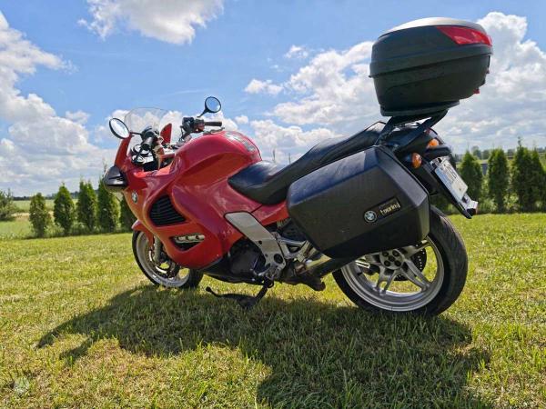 Red BMW K 1200RS 1999 in Elektrenai, with an engine capacity of 1.20 L and mileage of 96 thousand km for 1900 €, photo 4 on AUTOMOTO.COM.LV