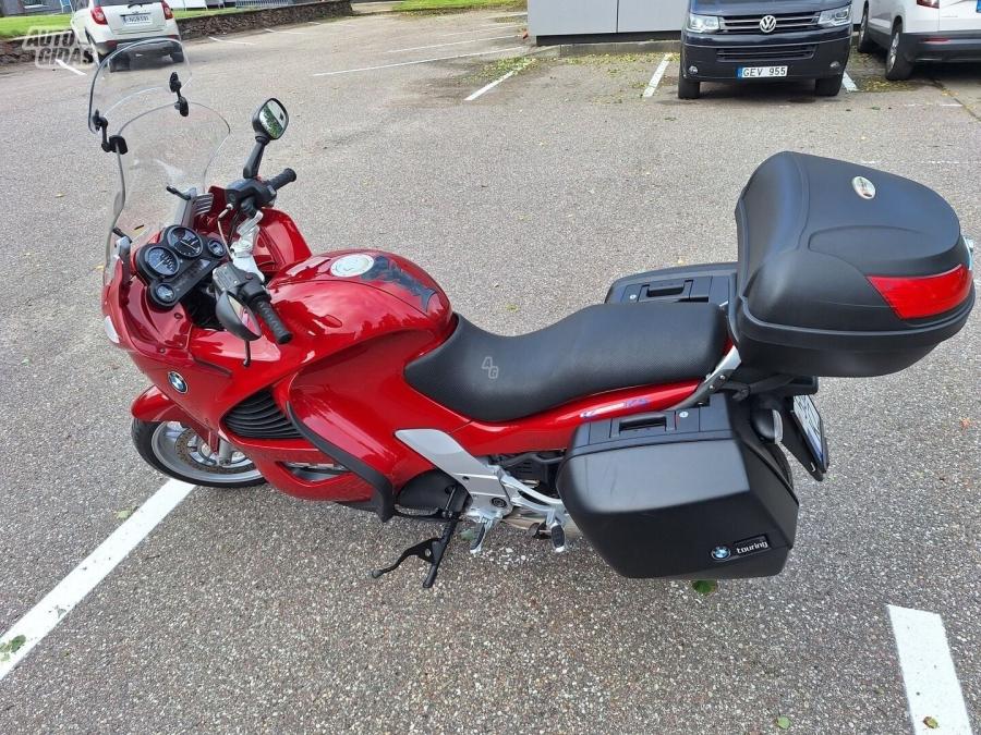 Red BMW K 1200RS 2003 in Raseiniai, with an engine capacity of 1.20 L and mileage of 62 thousand km for 2450 €, photo 1 on AUTOMOTO.COM.LV