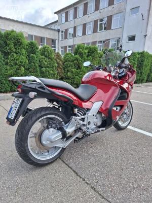Red BMW K 1200RS 2003 in Raseiniai, with an engine capacity of 1.20 L and mileage of 62 thousand km for 2450 €, photo 18 on AUTOMOTO.COM.LV