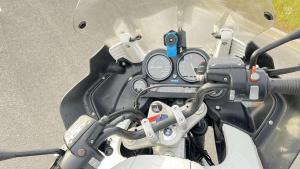 Balts BMW K 1200RS 2002 Liepāja, ar dzinēja tilpumu 1.20 L un nobraukumu 71 tūkst. km par 2750 €, foto 5 vietnē AUTOMOTO.COM.LV