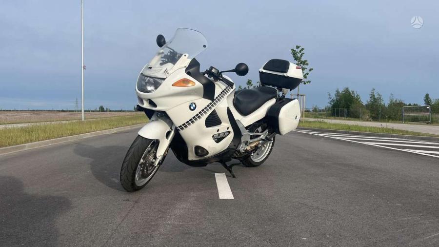 Balts BMW K 1200RS 2002 Liepāja, ar dzinēja tilpumu 1.20 L un nobraukumu 71 tūkst. km par 2750 €, foto 9 vietnē AUTOMOTO.COM.LV