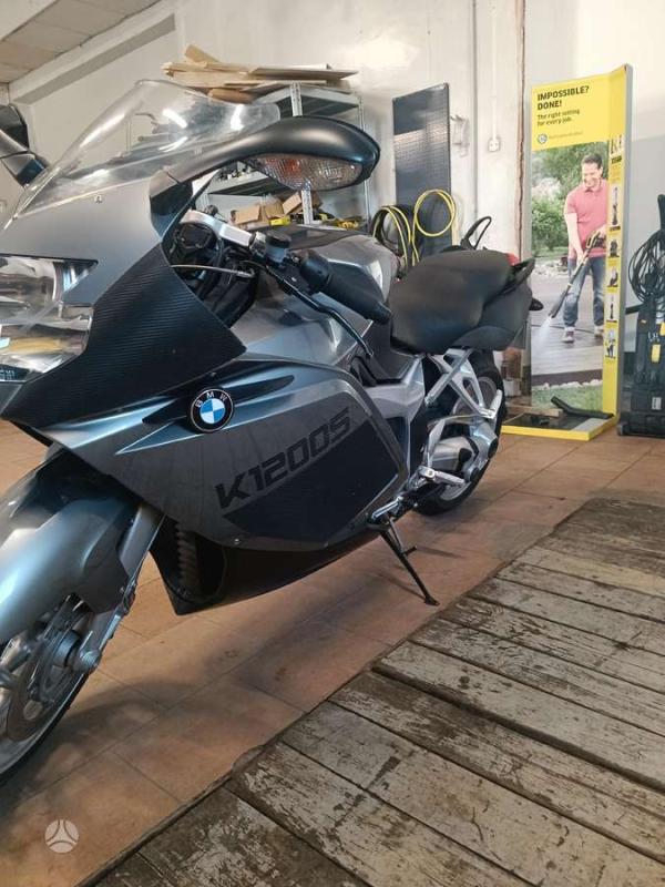 Grey BMW K 1200S 2005 in Siauliai, with an engine capacity of 1.16 L and mileage of 44 thousand km for 4100 €, photo 2 on AUTOMOTO.COM.LV